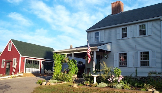 Sage Farm Antiques in New Hampshire